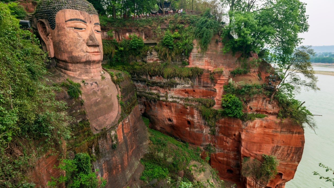 19 of the Tallest Statues In The World - The Facts Institute